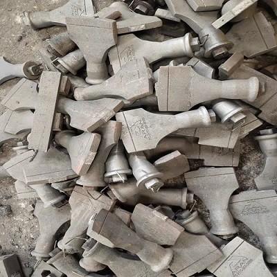 China Mixing Blade Wearing Casting Parts  Engineering Machinery For Cement Mixing Plant for sale