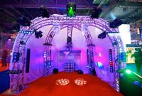 China Party DI Aluminum Stage Lighting Truss ARC / Ladder / Triangular / Square Shape for sale