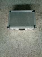 China 50*50*25CM Silver  Color  Gery Foam With  9mm Plywood And 1mm Thickness  Aluminum Tool Cases With 3'' Wheels for sale