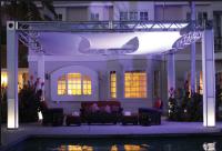 China Bolt Aluminum Stage Lighting Truss 300 X 300 For Truss system for sale