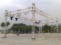 China Silver Aluminum Stage Truss Outdoor Performance Equipment TUV for sale
