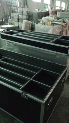 China 12 MM Black 3 Layers Flight Case For Bollards 530 x 680 x 830 for sale