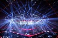 China 4 Levels Height  Size 4ft *4ft  Wonderful Design 6082  18mm glass Moving Stage  For event on water for sale