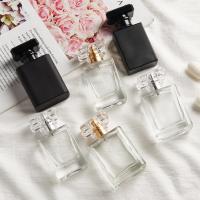 China Empty 50ml Travel Perfume Spray Bottle Clear Refillable Flat Luxury Square Cosmetic for sale