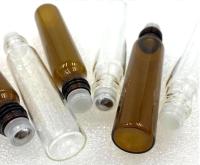 China Refillable Glass Rollerball Perfume Bottles 3ml 4ml 5ml Clear Transparent for sale