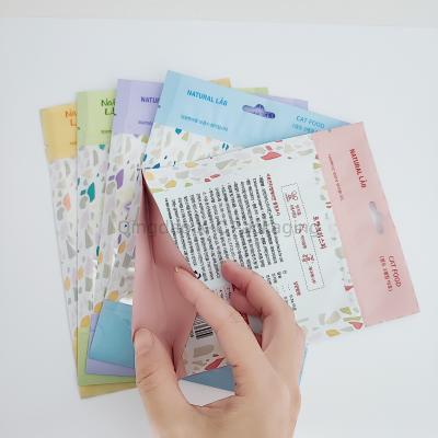 China Pet Food Ziplock Stand Up Pouch Packaging Laminated Plastic Digital Printing for sale