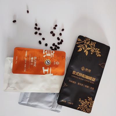 China Waterproof Printed Packing Bag with Customized Thickness and Logo for Durable and Stylish Use for sale