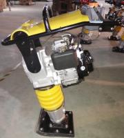 China 15kn Impact Force Soil Compaction Equipment , 4 Stroke Plate Vibratory Compactor for sale