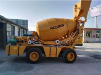 China Yuchai Engine 4WD  Self Propelled 76kw Concrete Mixer Truck for sale