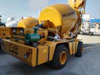 China Yuchai Engine 4WD  Self Propelled 76kw Concrete Mixer Truck for sale