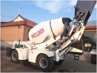 China 6830 × 2710 × 3150 Mm 116Hp Self Propelled Concrete Mixer for sale