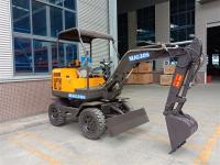China Yanmar 3KNSA 20.2kw 185mm Multifunction Telescopic Excavator for sale