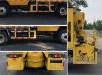 China Professional Highway Maintenance Truck With Dedicated Device And Side Protection for sale