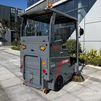 China Commercial Floor Sweeper Lightweight Maneuverable For Indoor / Outdoor Use for sale