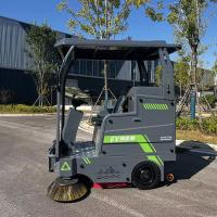 China Commercial Floor Sweeper Lightweight Maneuverable For Indoor / Outdoor Use for sale