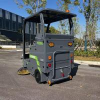 China Commercial Floor Sweeper Lightweight Maneuverable For Indoor / Outdoor Use for sale