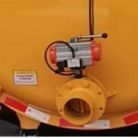 China 4x2 LHD RHD 18T Howo Vacuum Sewage Truck with 8000L Tank Volume Carbon Steel Anti-corrosion Coating and 11.87 m³ High Efficiency for sale