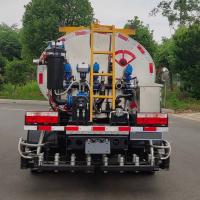 China 2.5CBM Dongfeng Blue Light Asphalt Distributor Truck for sale
