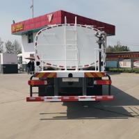China OEM 13.8 CBM Tank Euro 6 Emission Standard Water Spraying Truck with High-Efficiency Operation for sale