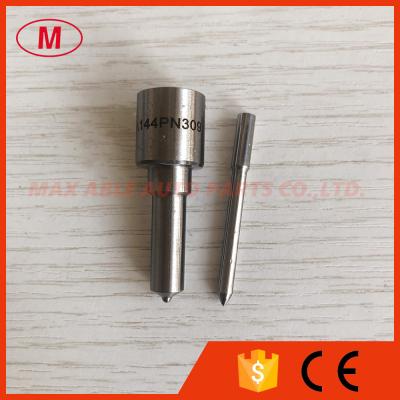 China fuel injector nozzle 105017-3090 DLLA144PN309 diesel nozzle for sale