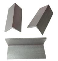 China Multi Scene Rustproof Hot Rolled Equal Angles , Anti Abrasion L Shaped Metal Bar for sale