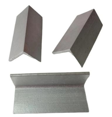 China Multi Scene Rustproof Hot Rolled Equal Angles , Anti Abrasion L Shaped Metal Bar for sale