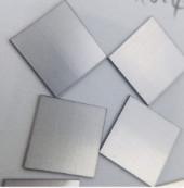 China 10x10x0.3mm CVD Diamond Seeds Plate for Single Crystal Growth with 2200W/m·K Thermal Conductivity for sale
