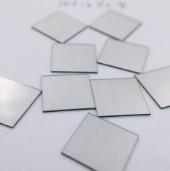 China 10x10x0.3mm CVD Diamond Seeds Plate for Single Crystal Growth with 2200W/m·K Thermal Conductivity for sale