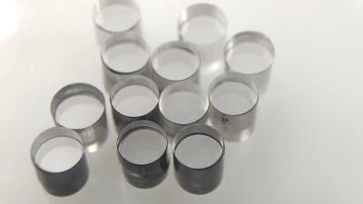 China 2.5×3mm CVD Diamond Cylinder Optical Grade with Ra<2nm Surface Finish for Thermal Spreaders for sale