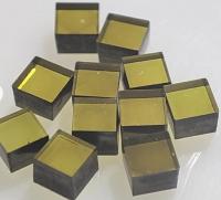 China 2.5mm Square Lab Grown Yellow Diamonds 1.1mm Thickness HPHT MCD for Polishing Tools for sale