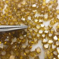 China Transparent Monocrystalline Diamond with Hardness 10 and Density 3.5 g/cm³ for Industrial Applications for sale