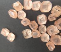 China Lab Grown Pink VVS Uncut Rough Diamond 0.1-7 Carat HPHT Round Brilliant for Jewelry for sale