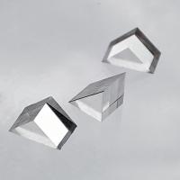 China Prism CVD Single Crystal Trigonal Diamond - Optical Grade with 1900-2200W/m·K Thermal Conductivity and >70% Transmission for sale