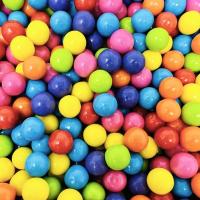 China Hot Selling Fruit Flavor Ball Shape Bubble Gum Mini Hollow Sweet Chewing Gum Candy for sale