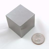 China 19.2g/Cm3 Density 38*38*38mm Tungsten Cube 1kg For Decoration for sale