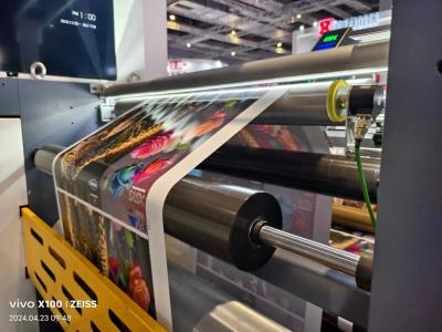 China Sleeve Type Flexo Printing Machine with Servo Drive System for High Speed Printing for sale