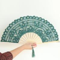 China [I AM YOUR FANS] Handmade 100% Cotton 27cm 23cm 13 Colors Ivory Lace Hand Fan Wedding Favors for sale