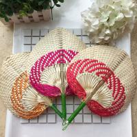 China Bamboo Weaving Banana Hand-woven Dance Straw  Baby  Round Navel Natural Fiber Hand Fan for sale