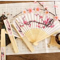 China Abanico De Madera De Mano Red Floral Fabric Customized Hand Fans Wedding Favors Foldable Hand Fans for sale