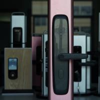 China Digital Biometric Fingerprint Handle Lock Easy Installation Wifi Smart Door Lock for sale