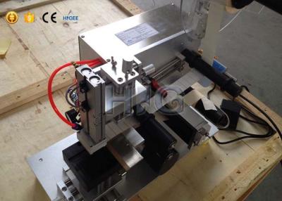 China Omron detect magic eye semi automatic labeling machine for lunch box 30 - 1800mm height for sale