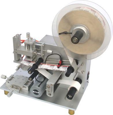 China HIG label applicator machine servo controller table top labeling machine for sale