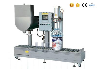 China High precision automatic Square bottle filling machine 10 - 750ml for sale
