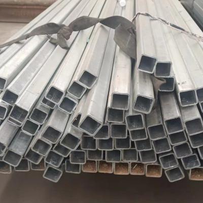 China Custom Length Galvanized Square Tube DN15-DN300mm with 40-275g/m² Zinc Coating for Construction and Industrial Use for sale