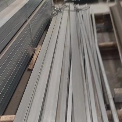 China Custom Rectangular Galvanized Steel Pipe 20×40-200×200mm with 40-275g/m² Zinc Coating for Construction for sale