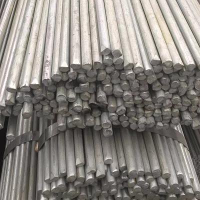China Hot Rolled Round Carbon Steel Bar with 200-600g/m² Zinc Coating for Construction - 6-12 Meter Lengths for sale