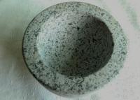 China Custom Shape Granite Stone Bowl Outside Honed Finish Non Toxic With 3 Legs for sale