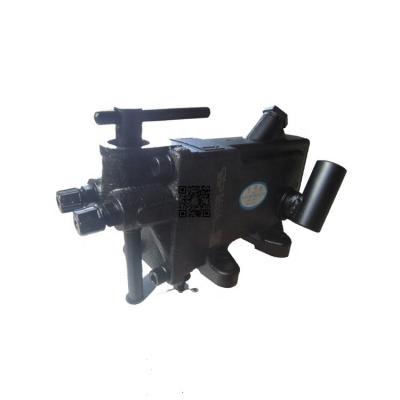 China Truck Cabin Lift Hand Pump 5001901-D811E Hydraulic Manual Pump for Heavy Duty Trucks for sale