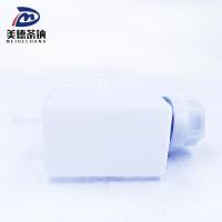 China Heavy Duty Truck Clutch Oil Pot Filter Water Tank 20x20x20cm for Howo Engine Parts for sale
