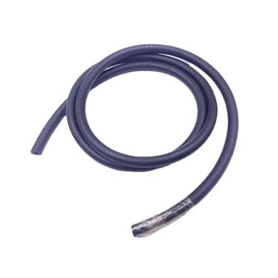 China Oil Resistant Rubber Fuel Hose for Bus and Truck Custom Length Available for sale